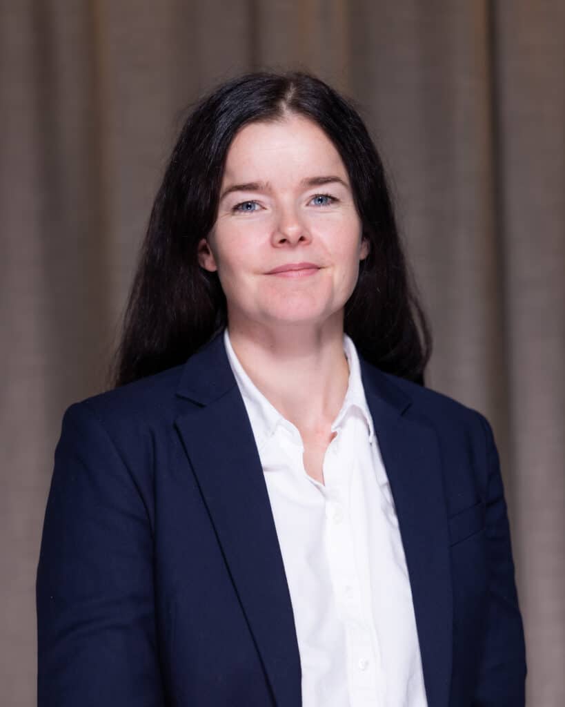 Mari Fossen - Lily Country Club